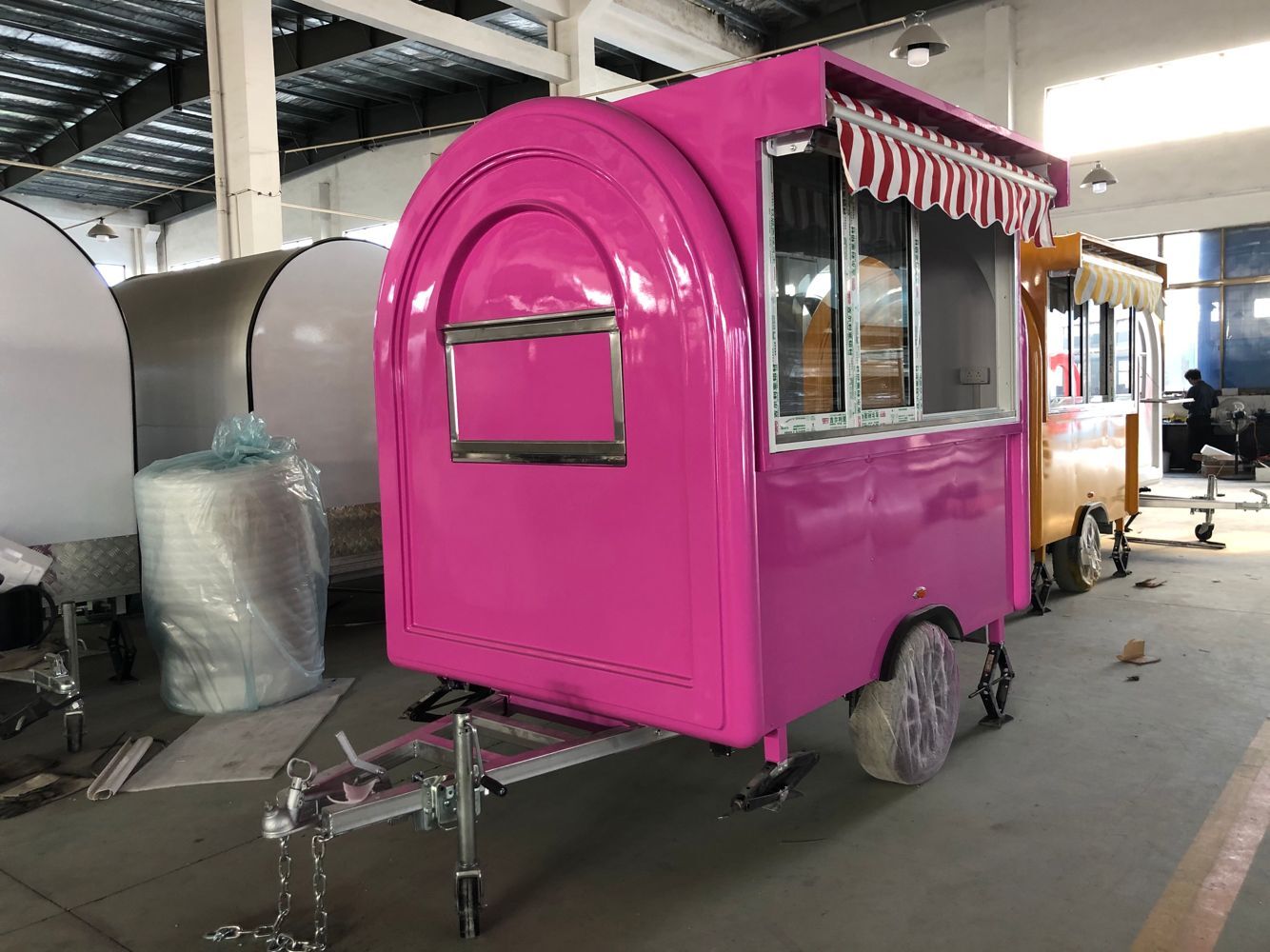 Mobile Catering Trailer Burger Van Bar Coffee Crepe Trailer 230X185X240CM